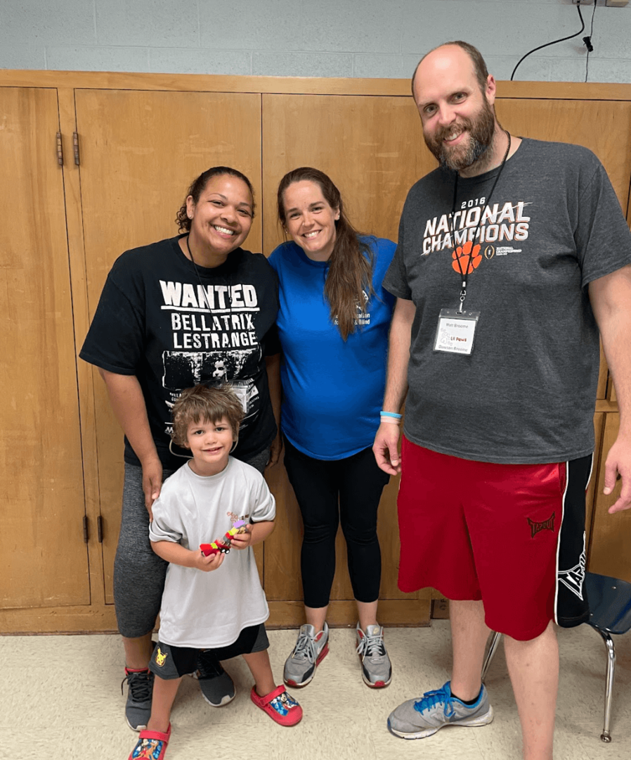 New event teaches families importance of ASL; Deaf mentors | Iowa ...
